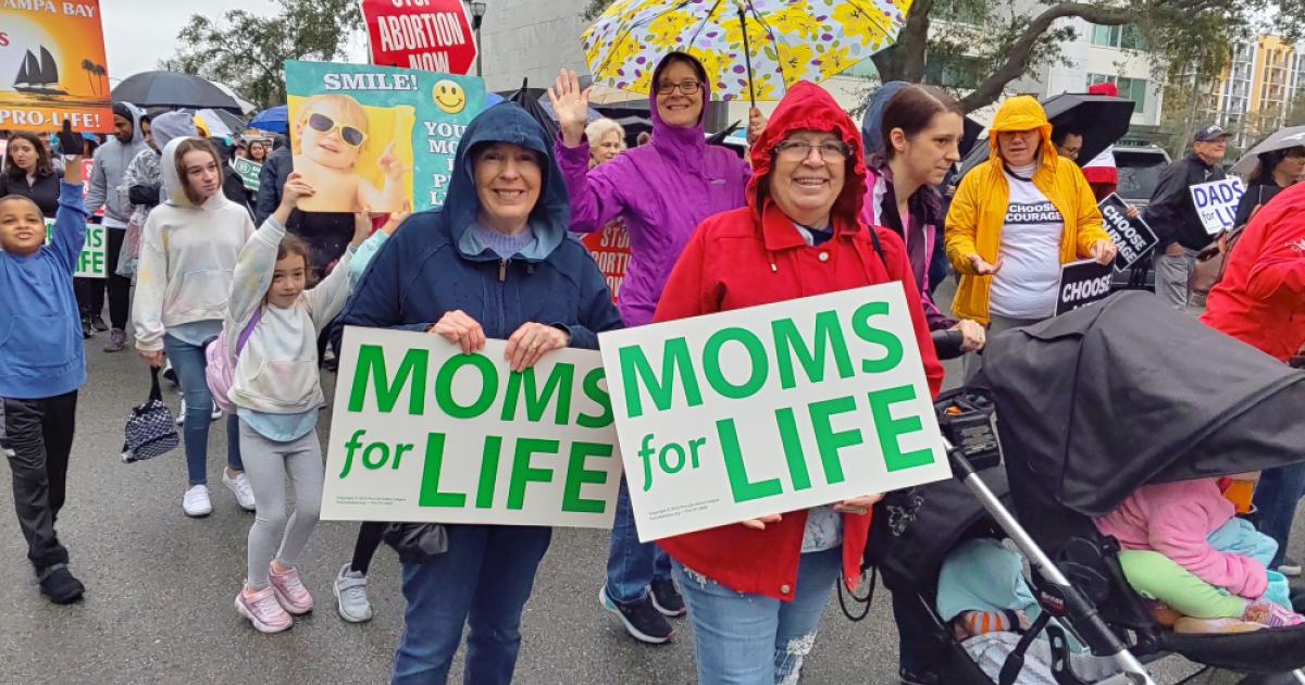 Community Stands for Life | Gulf Coast Catholic