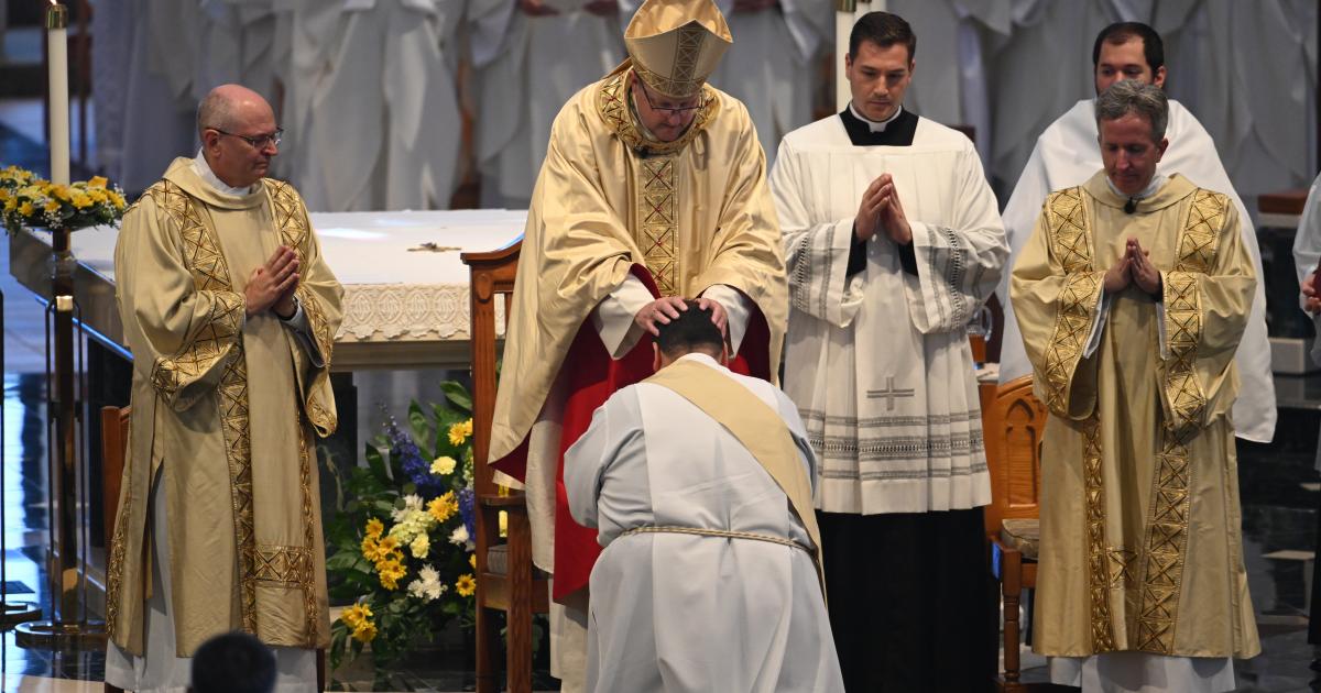 Five Moments of Applause During Priesthood Ordination | Gulf Coast Catholic